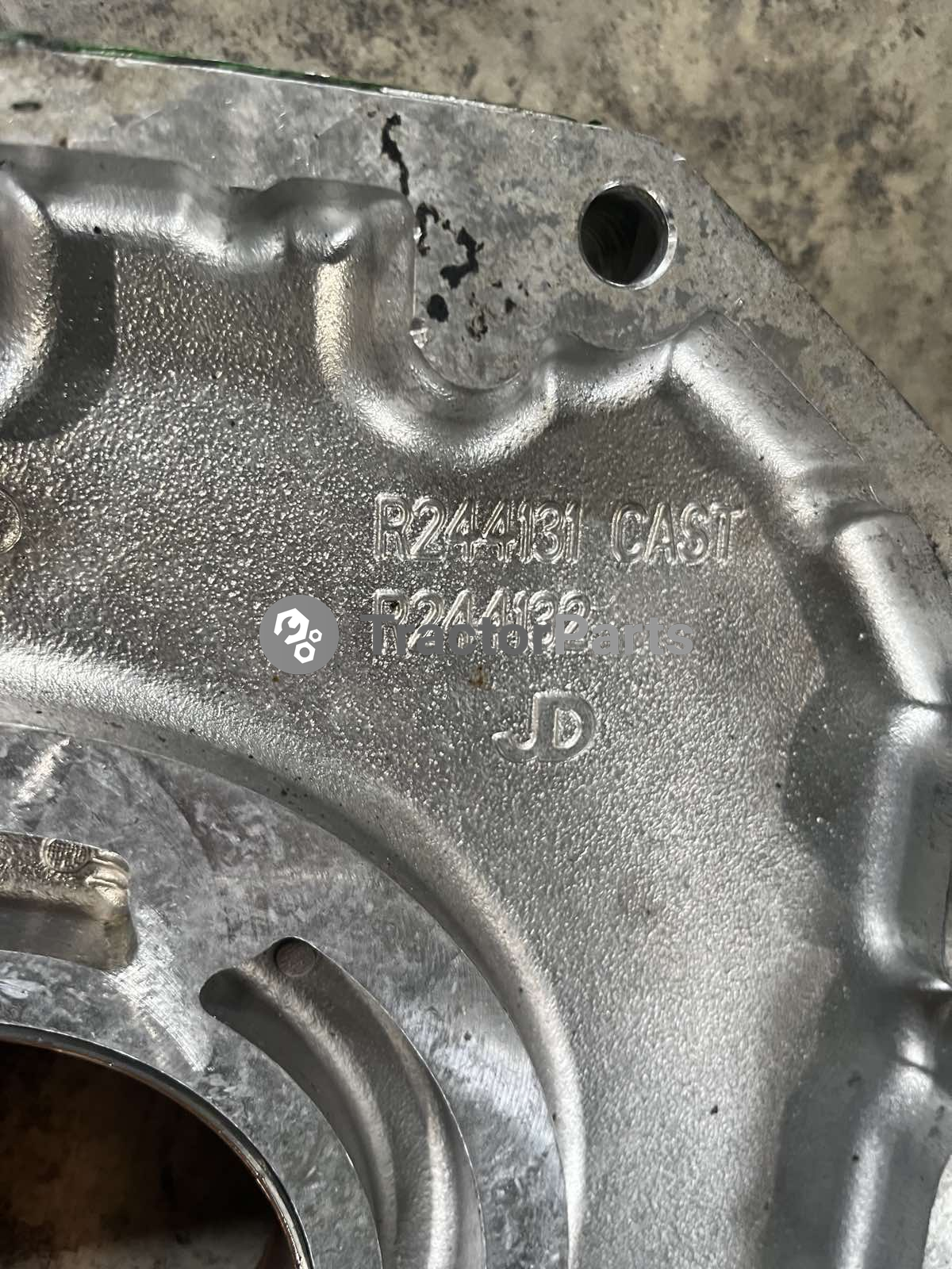 Power Quad GEARBOX HOUSING (used) - John Deere 6000,6010,6020,6030 ...